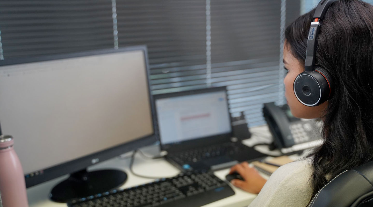 5 Signs You Need A Custom Website - IdeaX